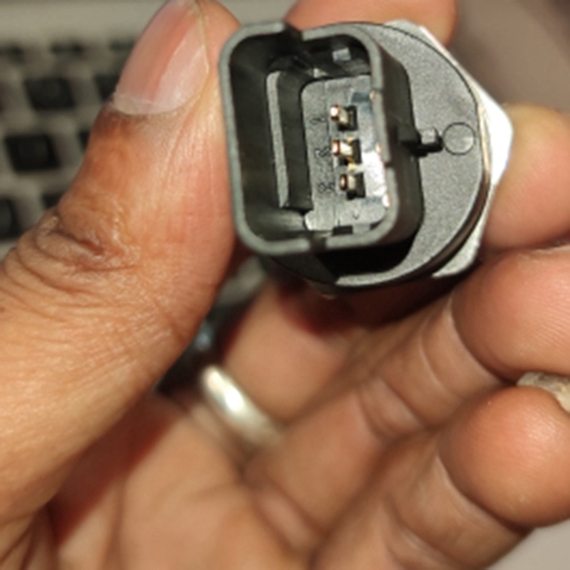 Fuel Rail Pressure Sensor Pressure Relief Valve Fuel Rail Sensor ...